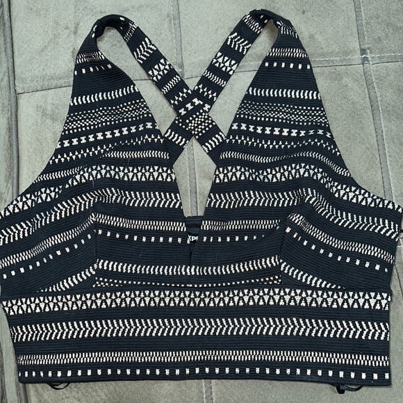 Express | Tops | Express Black And Gold Crop Tank Top | Poshmark